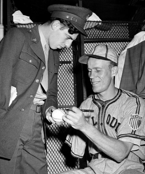 Pete Gray - Cooperstown Expert Pete Gray - Cooperstown Expert